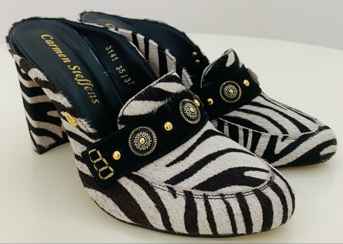 Mule Zebra Carmen Steffens | Sapato Feminino Carmen Steffens Nunca ...
