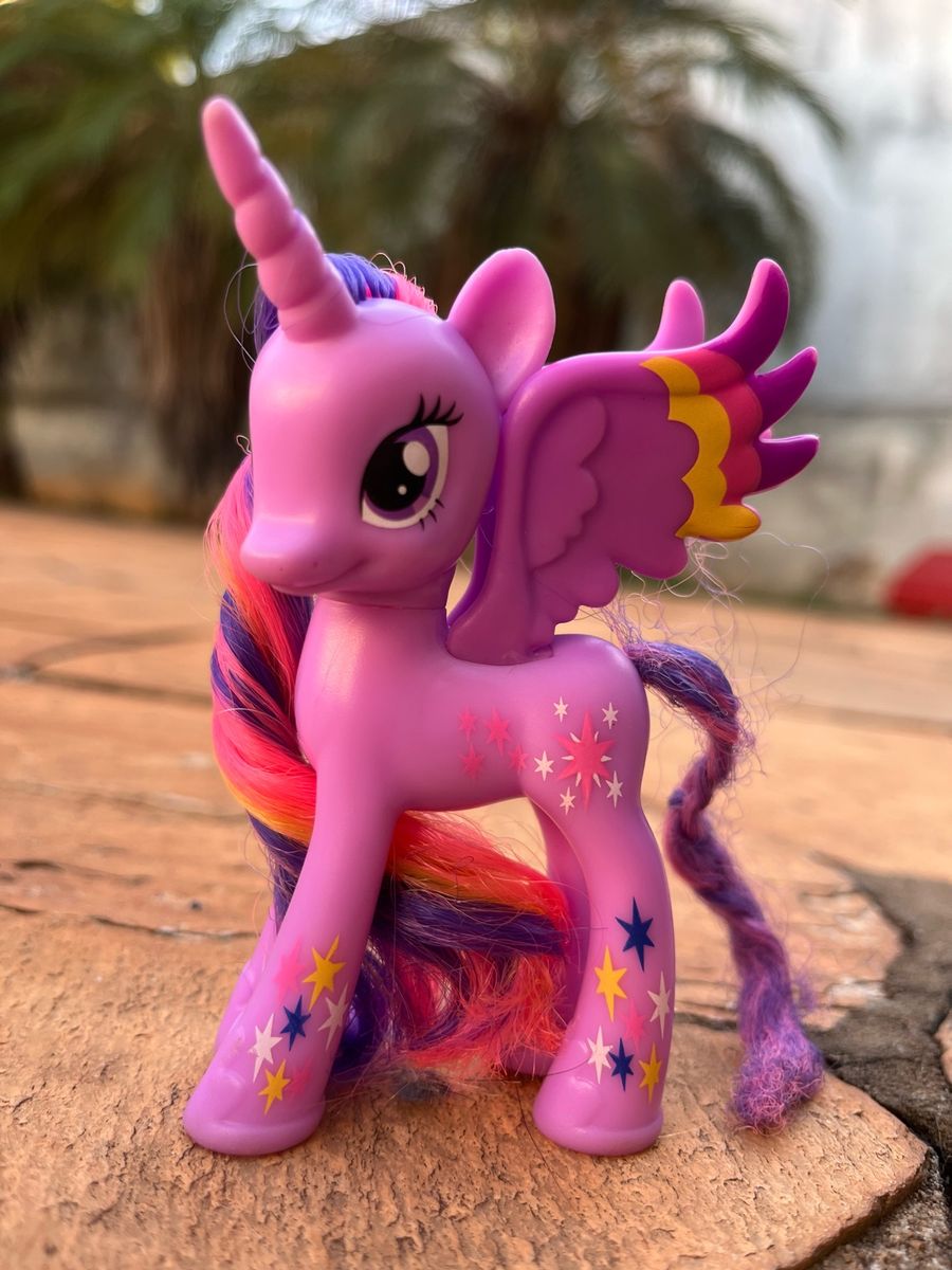 My Little Pony G4 Twilight Sparkle Asas Coloridas | Brinquedo Hasbro Usado 105813951 | enjoei