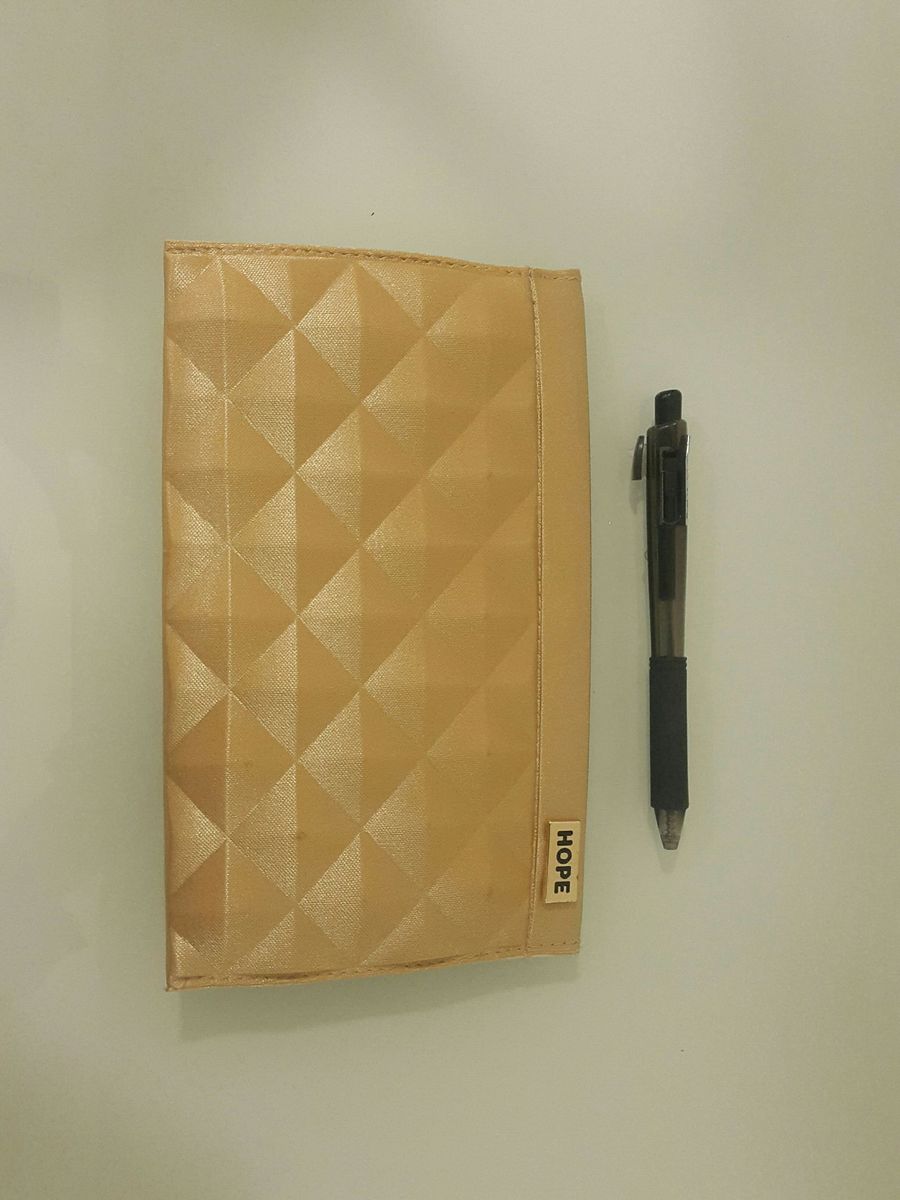 Necessaire Dourada Matelassê | Necessaire Feminina Hope Nunca Usado ...