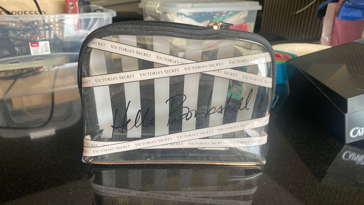 Necessaire Nova Victorias Secret Hello Bombshell | Necessaire Feminina ...