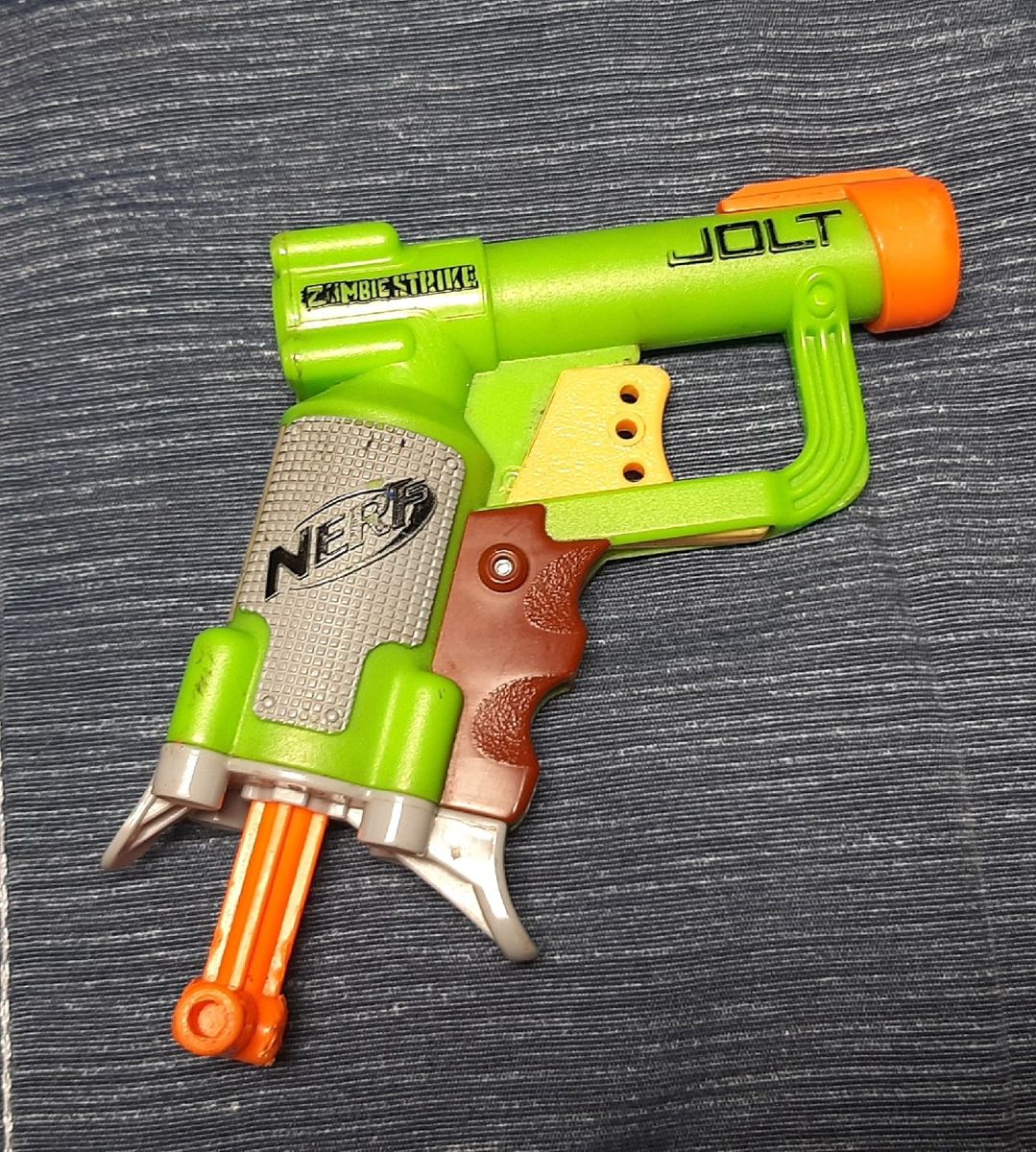 Nerf Pequena - Zombar Strike | Brinquedo Hasbro Usado 78031873 | enjoei
