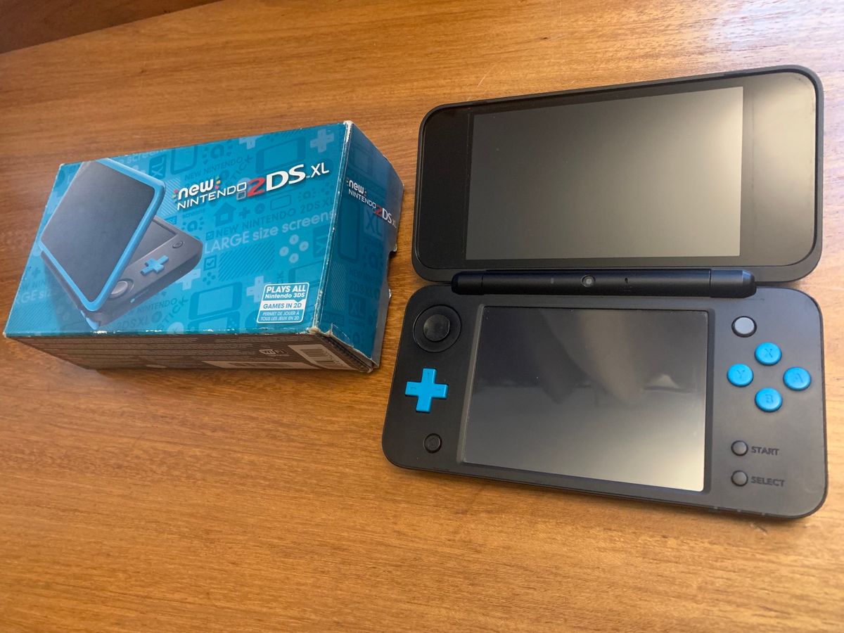 New Nintendo 2ds Xl Desbloqueado - Preto e Azul-turquesa | Console de Videogame Nintendo Usado ...