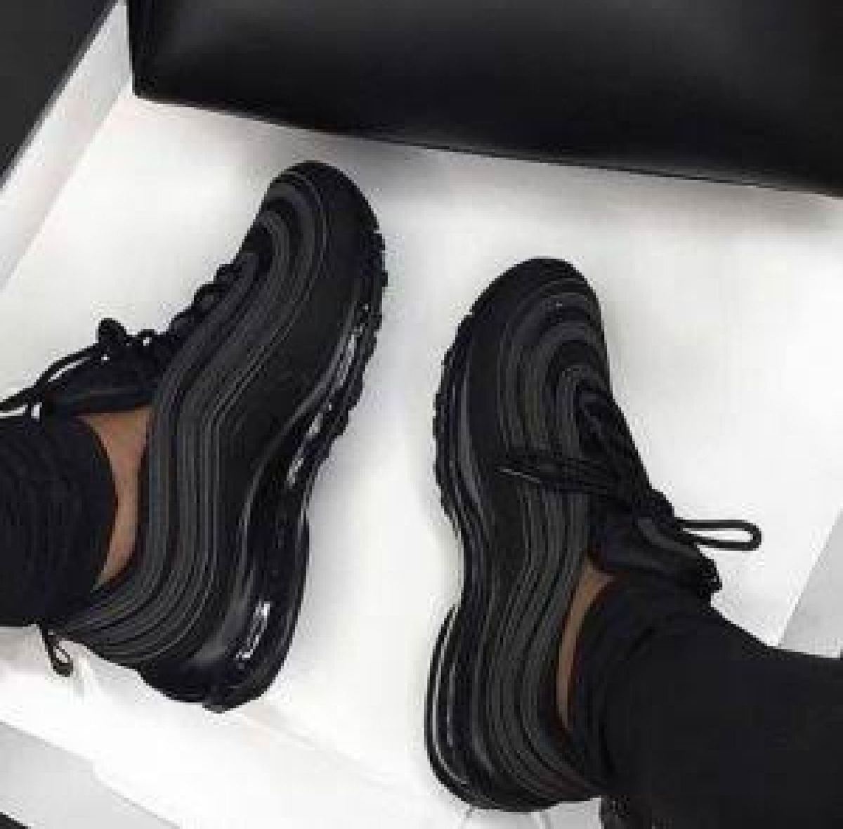 Nike Air Max 97 Full Black | Tênis Feminino Nike Usado 62690641 | enjoei