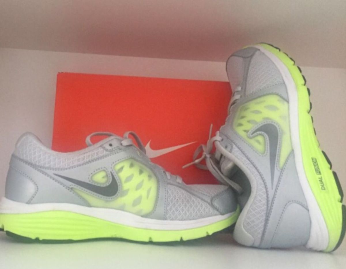 Nike Cinza Verde | Tênis Feminino Nike Usado 23278115 | enjoei