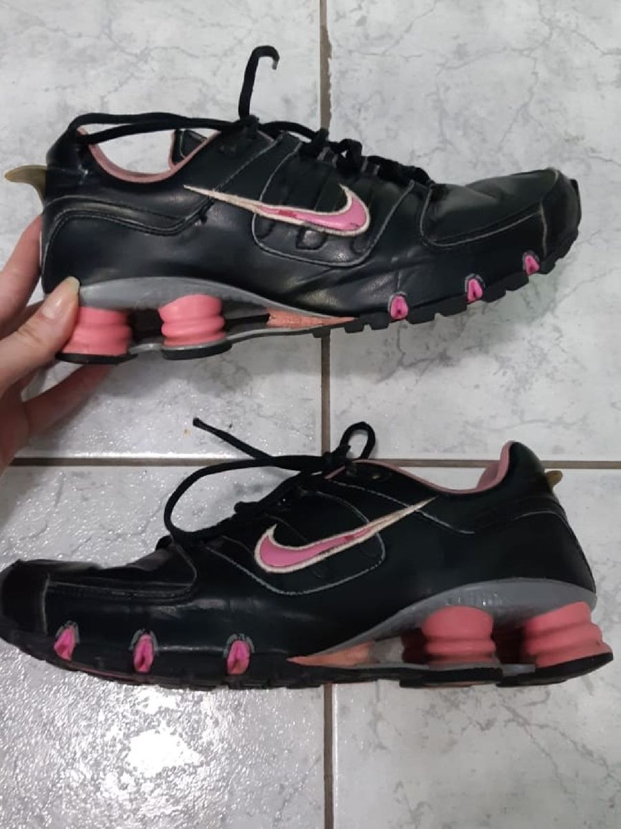 Nike Shox Rosa e Preto | Moda Esportiva Feminina Nike Usado 68275754 ...