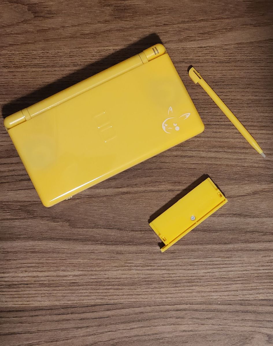 Nintendo Ds Lite Edição Pikachu | Item Info & Eletro Nintendo Usado ...