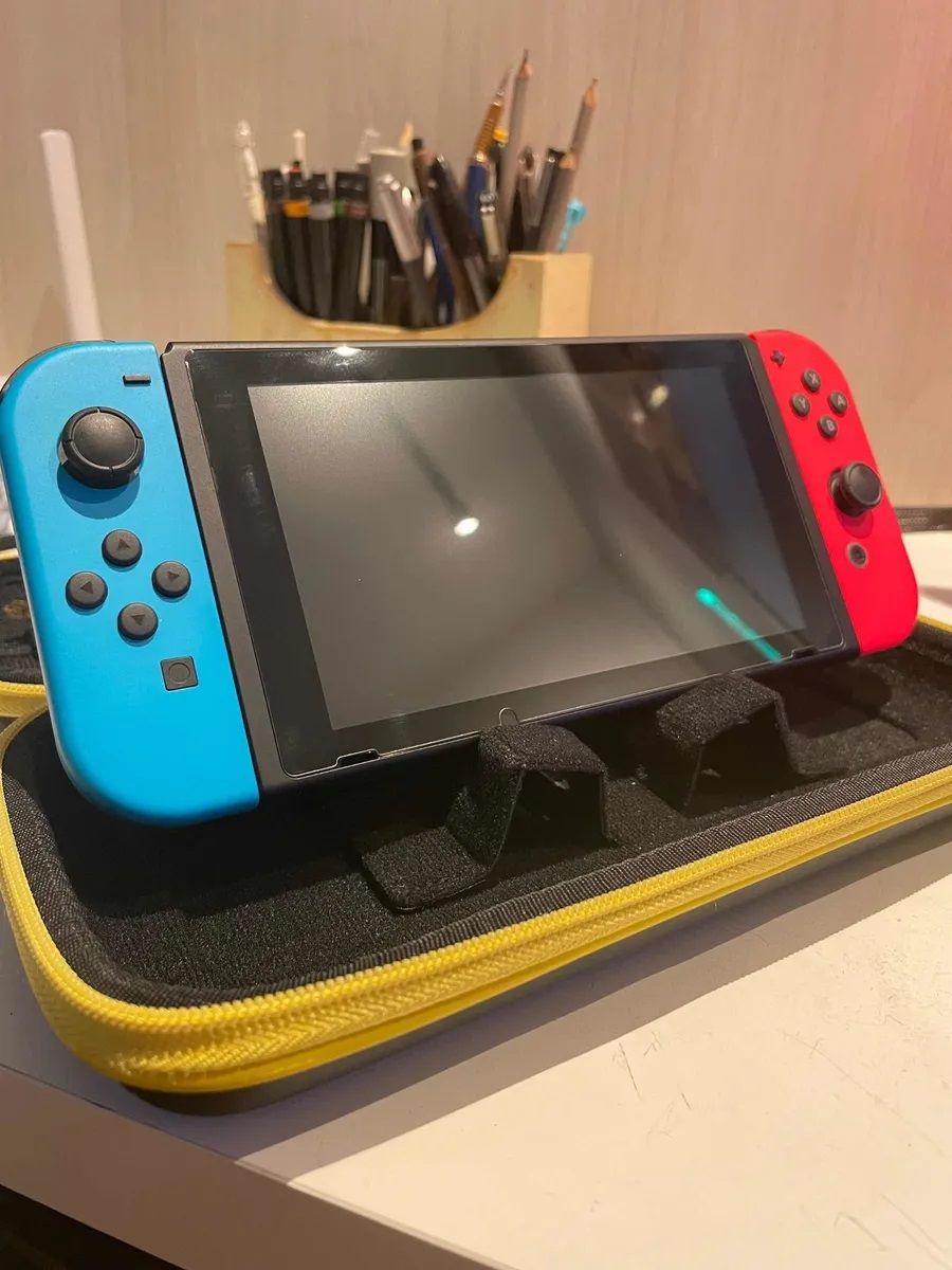 Nintendo Switch V2 Neon 32gb | Console de Videogame Nintendo Usado ...