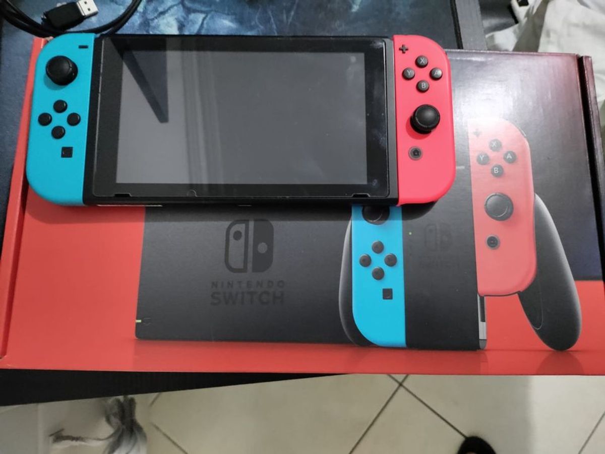 Nintendo Switch V2 + Sd 128gb | Console de Videogame Nitendo Usado ...