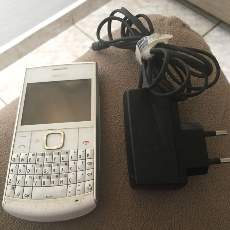 Nokia X2 01 Mobile Wallpapers