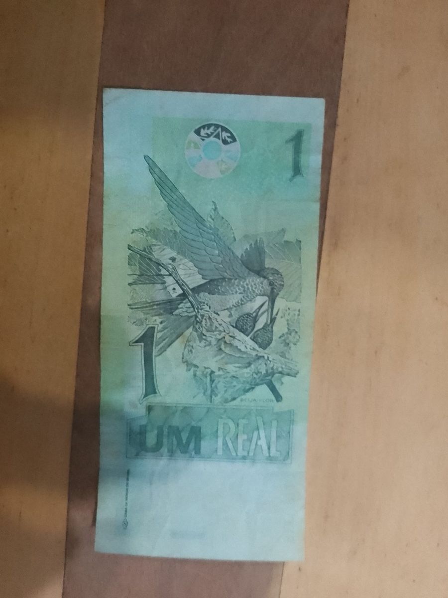 Nota Antiga de 1 Real e Moedas de 1 Real com Rosto Históricos ...