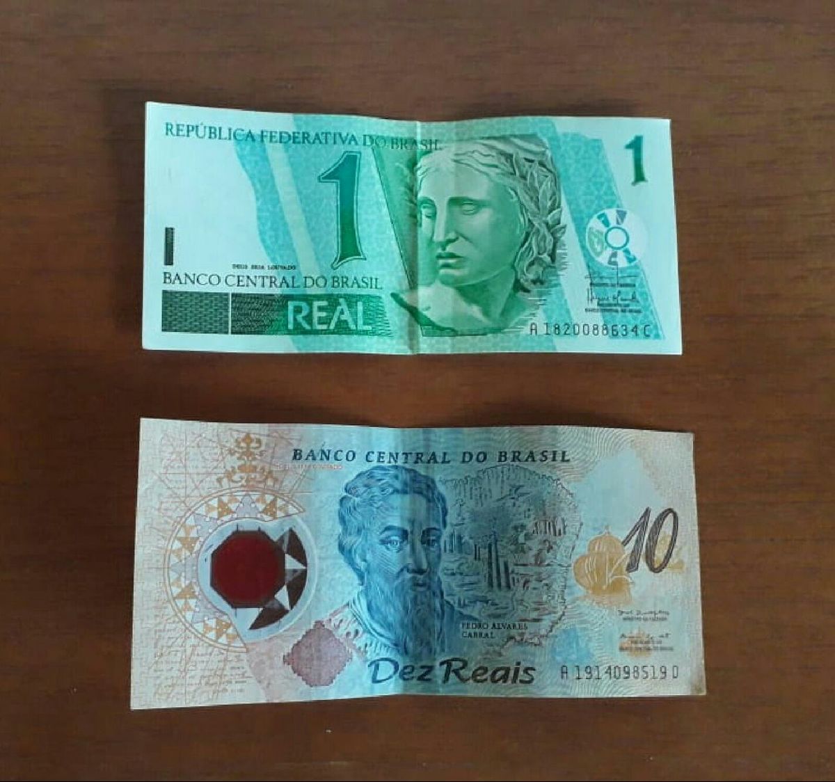 Nota de 1 Real + Nota de 10 Reais Comemorativa Dos 500 Anos do ...