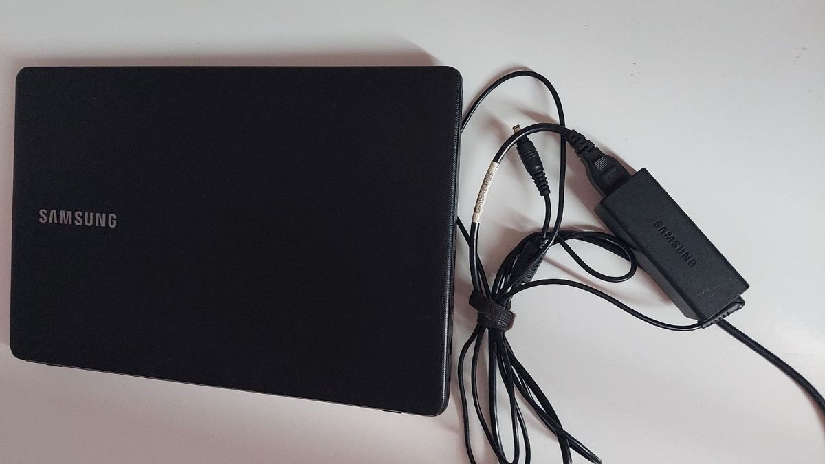 Notebook Samsung Essentials E30 | Computador Notebook Samsung Usado ...