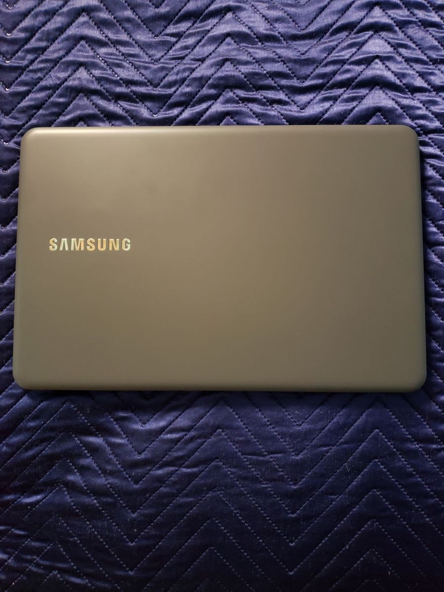 Notebook Samsung Essentials E30 | Jogo de Computador Samsung Usado ...