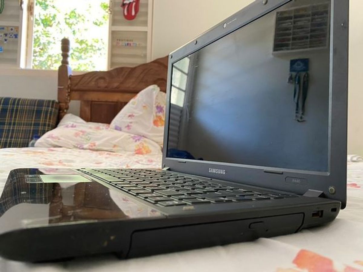 Notebook Samsung R440-jd01 C/ Intel Core I3-350m, 4gb, 500gb, Gravador ...