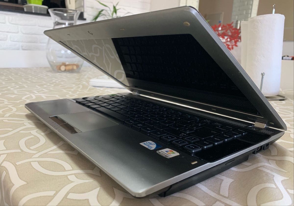 Notebook Samsung Rv411 - Ano 2011 | Móvel p/ Casa Samsung Usado ...