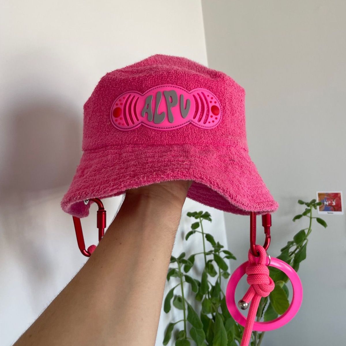 O Bucket Rosa Mais Lindo do Mundo 94942108 | enjoei