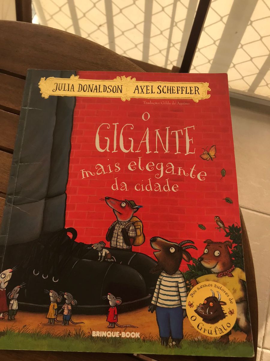 O Gigante Mais Elegante da Cidade | Livro Brinque Book Usado 88570201 | enjoei