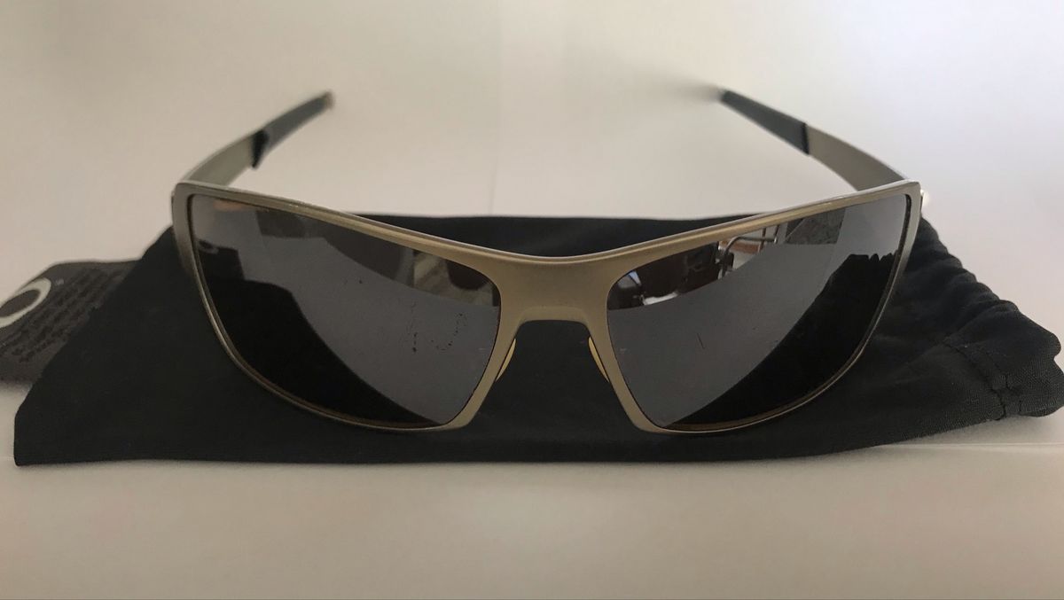 Óculos de Sol Oakley Spike Titanium | Óculos Feminino Oakley Usado ...