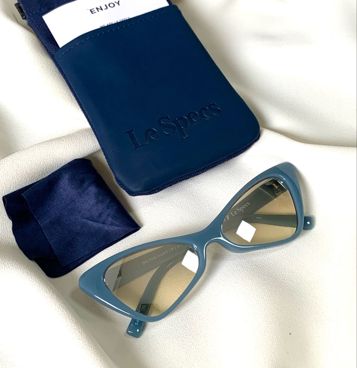 Óculos Le Specs On The Hunt | Óculos Feminino Le Specs Nunca Usado 77824370 | enjoei