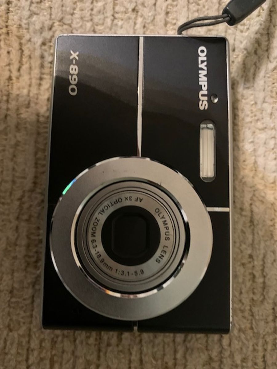 Olympus X-890 com Case Reforçada e Base para Carregar Bateria ...