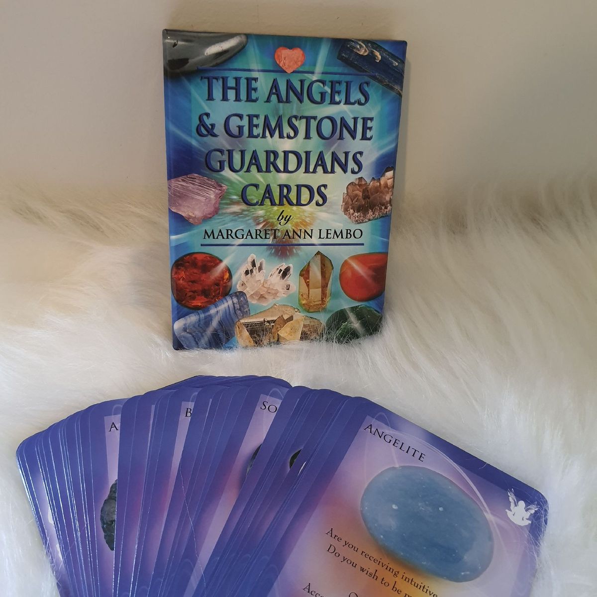 Oráculo de Cristais - The Angels And Gemstones Guardians Cards | Livro ...