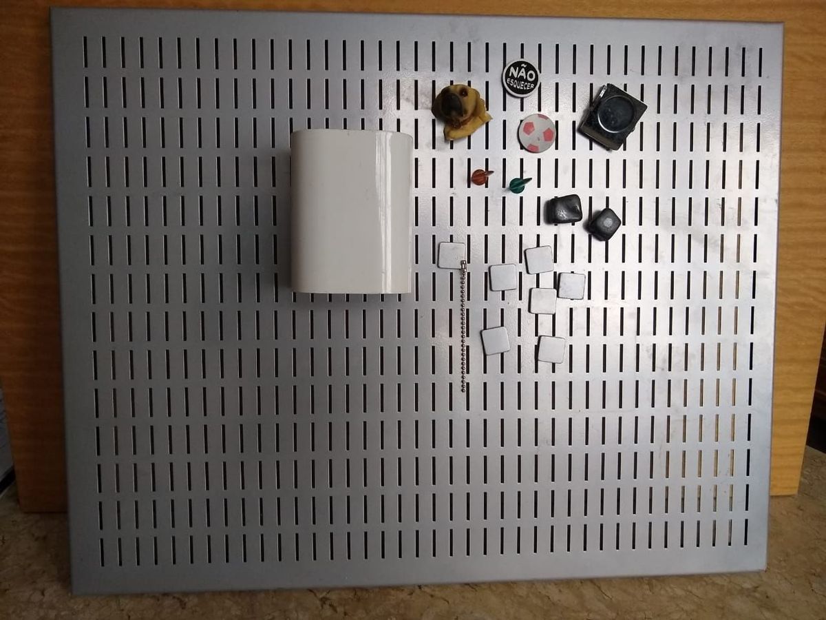 Painel de Ima Prata | Item de Decoração Usado 36135004 | enjoei