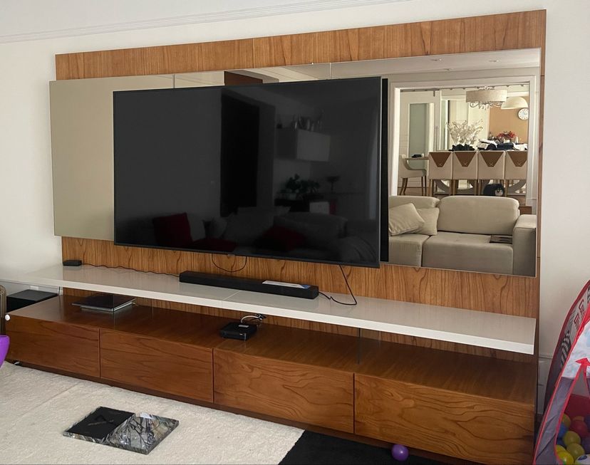 Painel Espelhado com Led | Rack Sylvia Design Usado 79492842 | enjoei