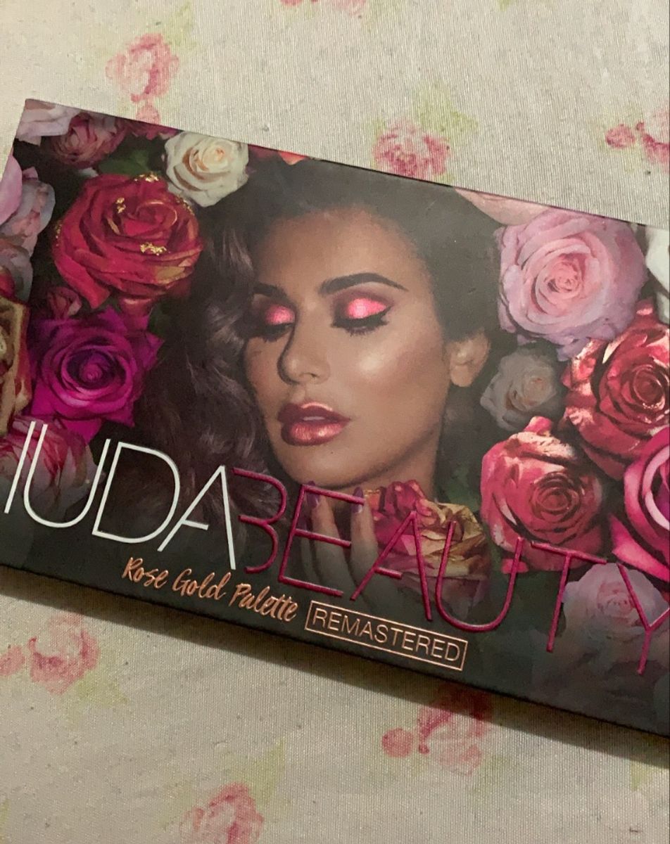 Paleta Rose Gold Original Huda Beauty | Maquiagem Feminina Huda Beauty ...