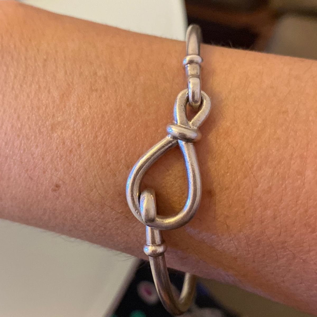 Pandora Bracelete Rigido Fecho Infinito Assimétrico | Jóia Feminina ...