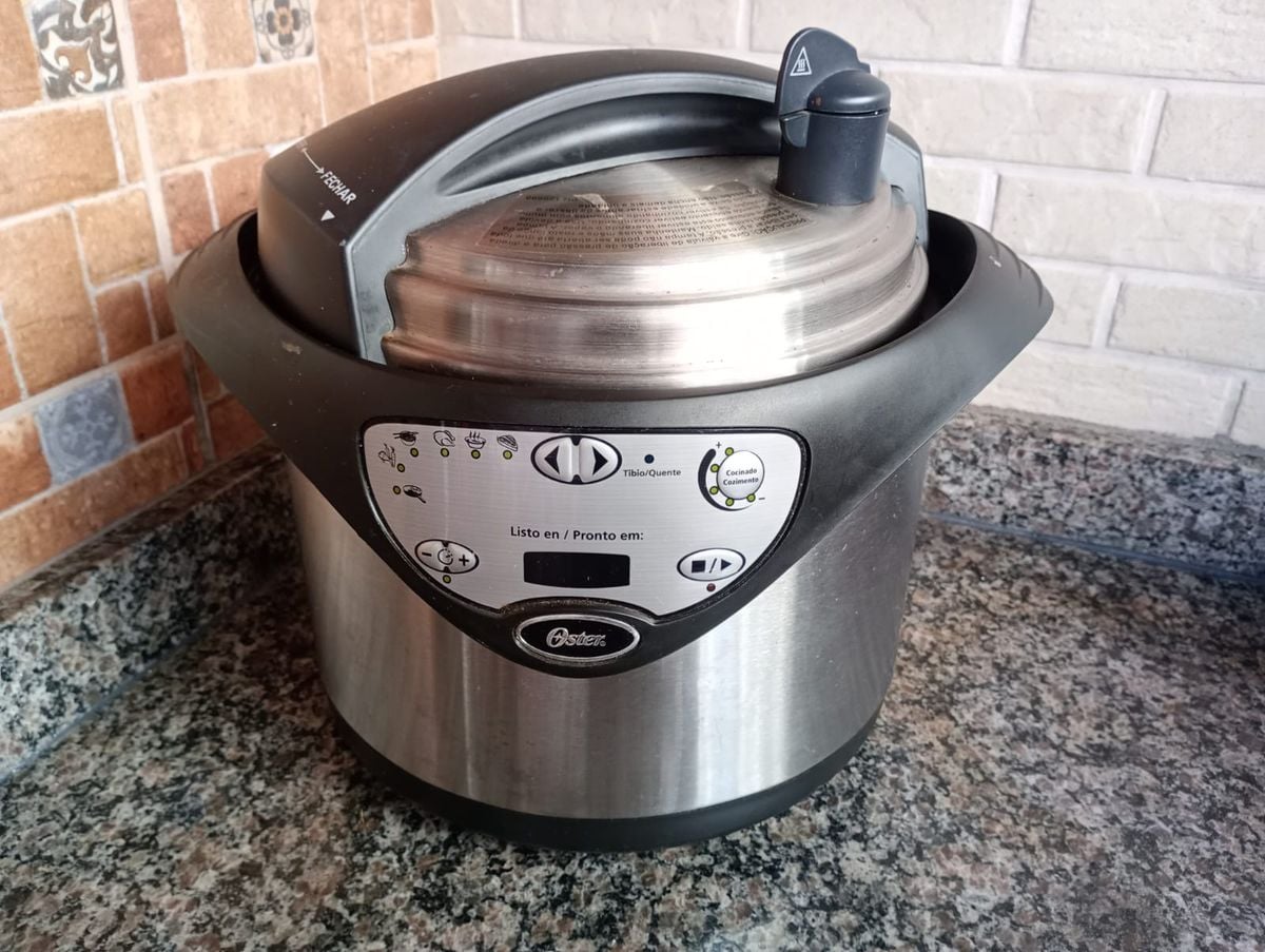 Panela de Pressão Elétrica Oster Multicooker 4801 - Inox 900w 5l Timer ...