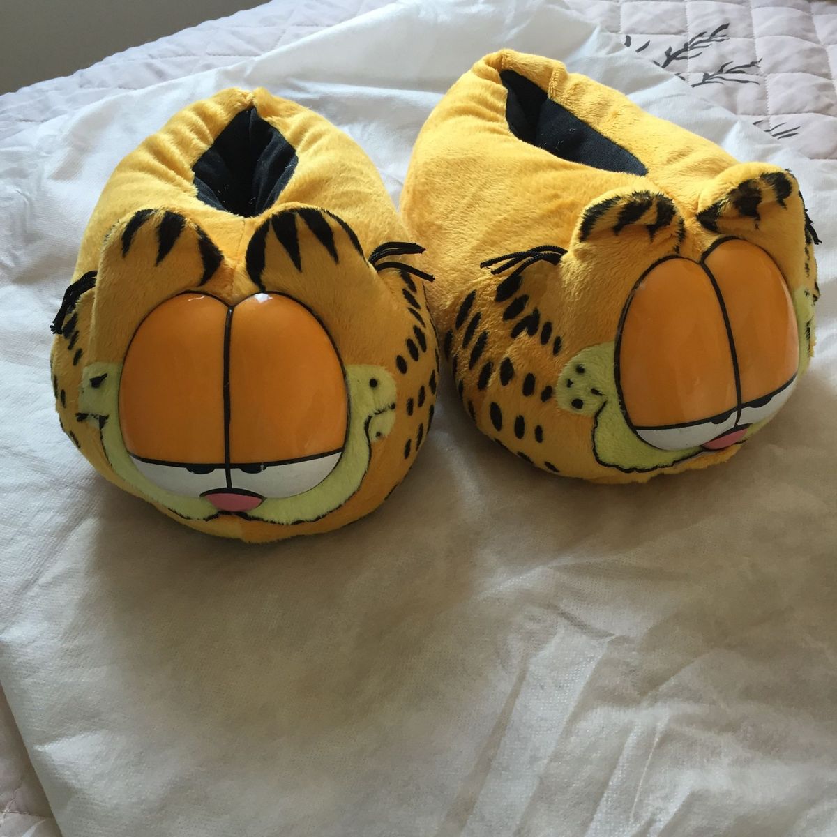 Pantufa Linda Garfield 37/39 | Tênis Feminino Pantufa Disney Usado ...