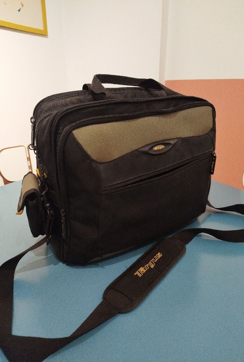 Pasta Maleta Targus com Espaço para Notebook | Bolsa Masculina Targus ...