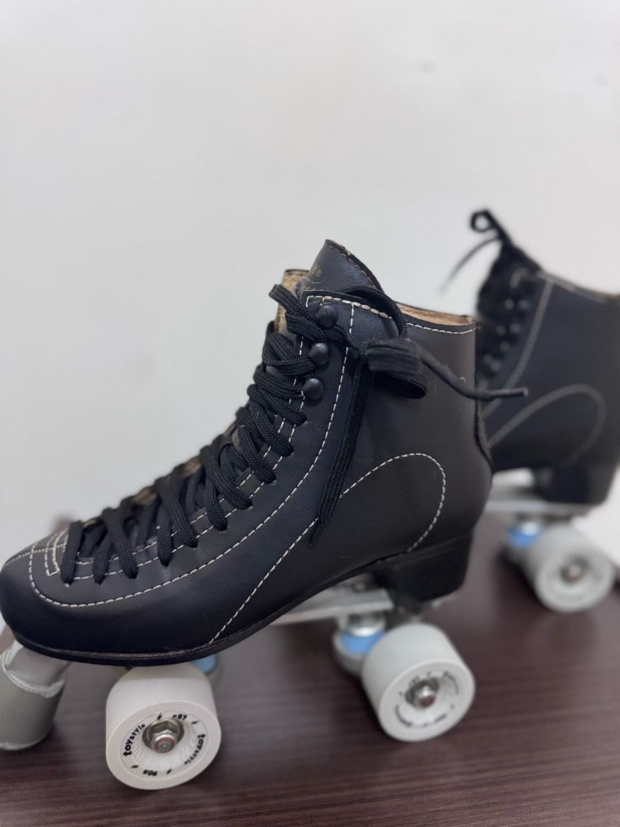 Patins Rye - Toy Style | Bota Feminina Rye Nunca Usado 130272468 | enjoei