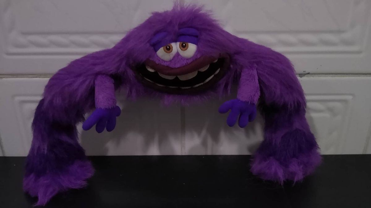 Pelúcia Art Roxo Monstros Universidade Sa Disney Original ( Valor 249 ...
