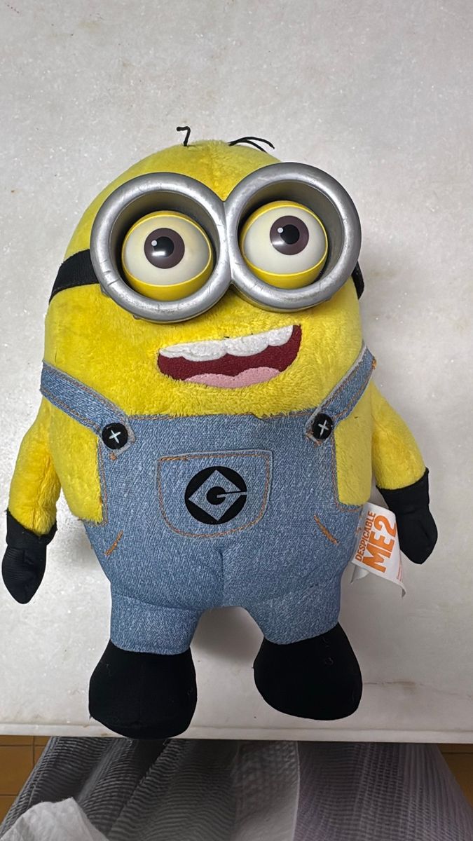 Pelúcia Original Minions Fala e Acende Luz | Brinquedo Universal ...