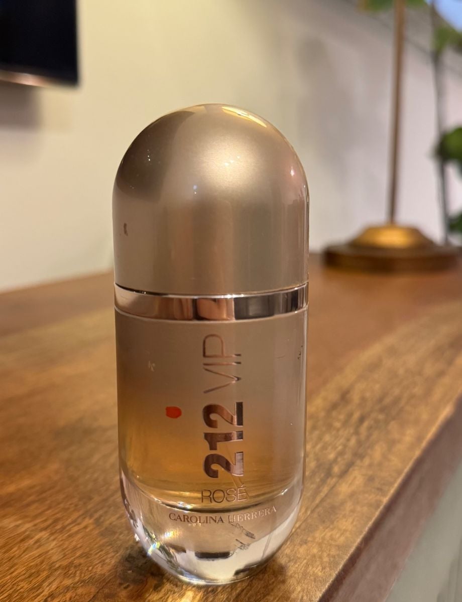 Perfume 212 Vip Rose Carolina Herrera | Perfume Feminino Carolina ...