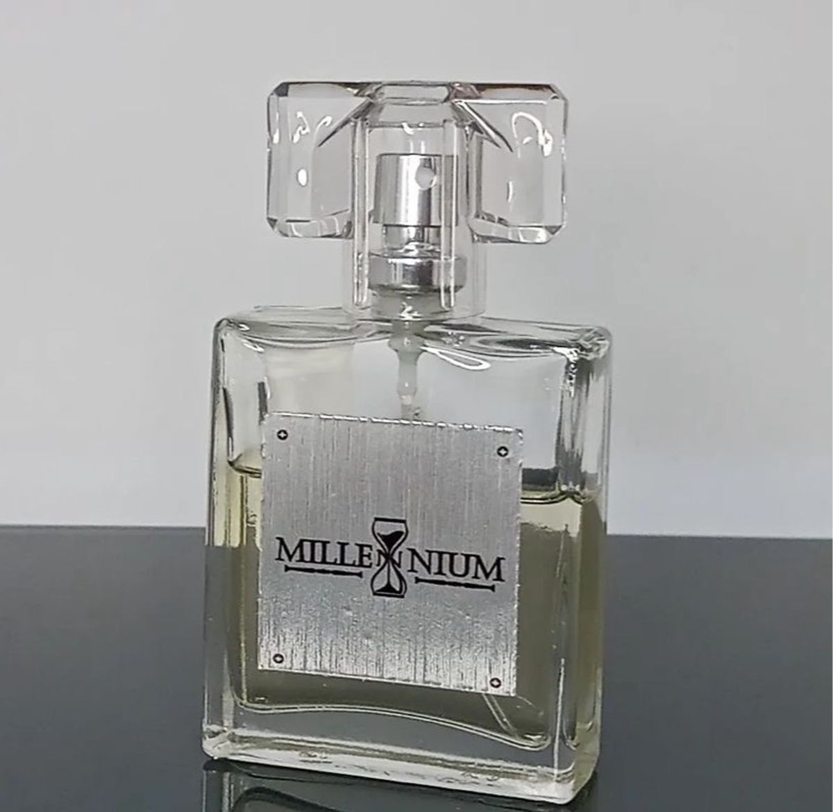 Perfume Avellaneda Millenium .cedrat Boise | Perfume Masculino Usado ...