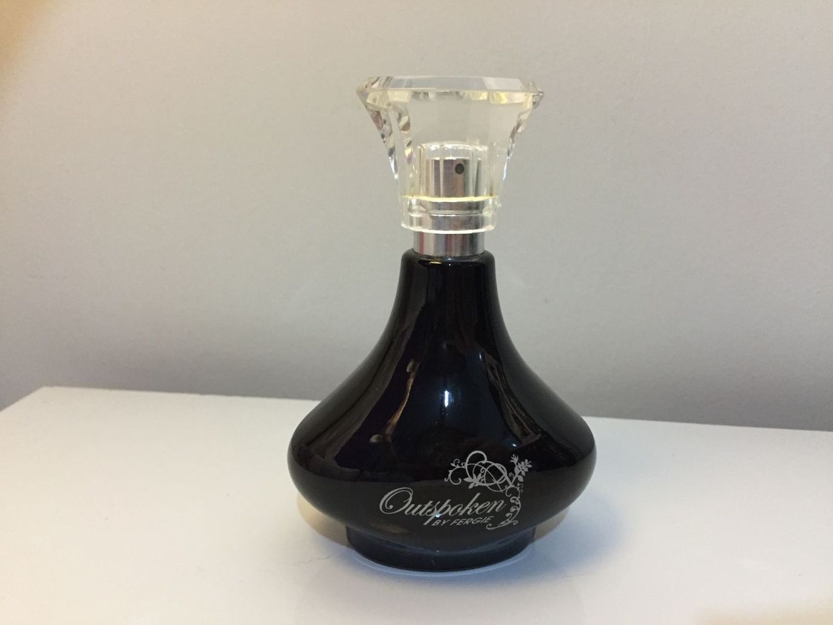 Perfume Outspoken By Fergie | Perfume Feminino Usado 15938678 | enjoei