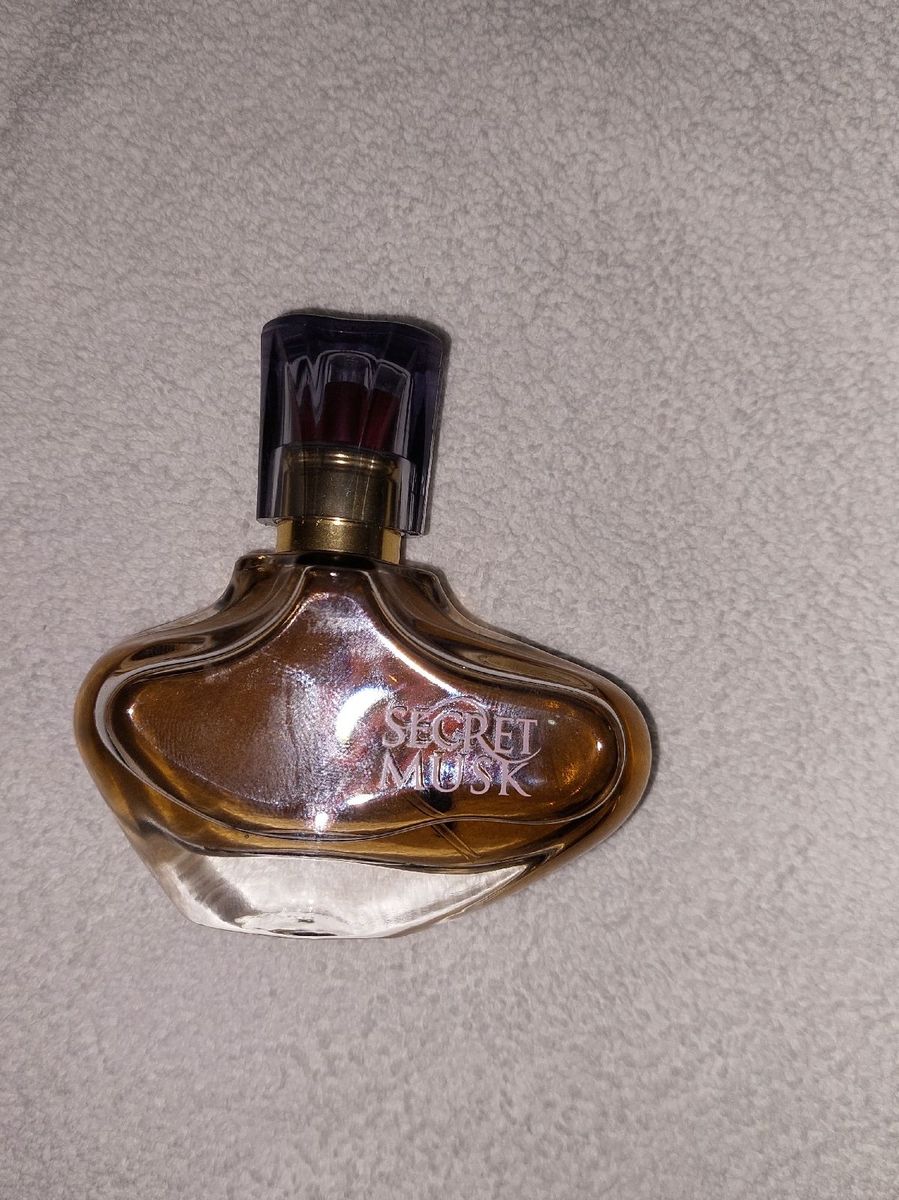 Perfume Secret Musk com Inseto Dentro.. | Produto Vintage e Retro ésika ...
