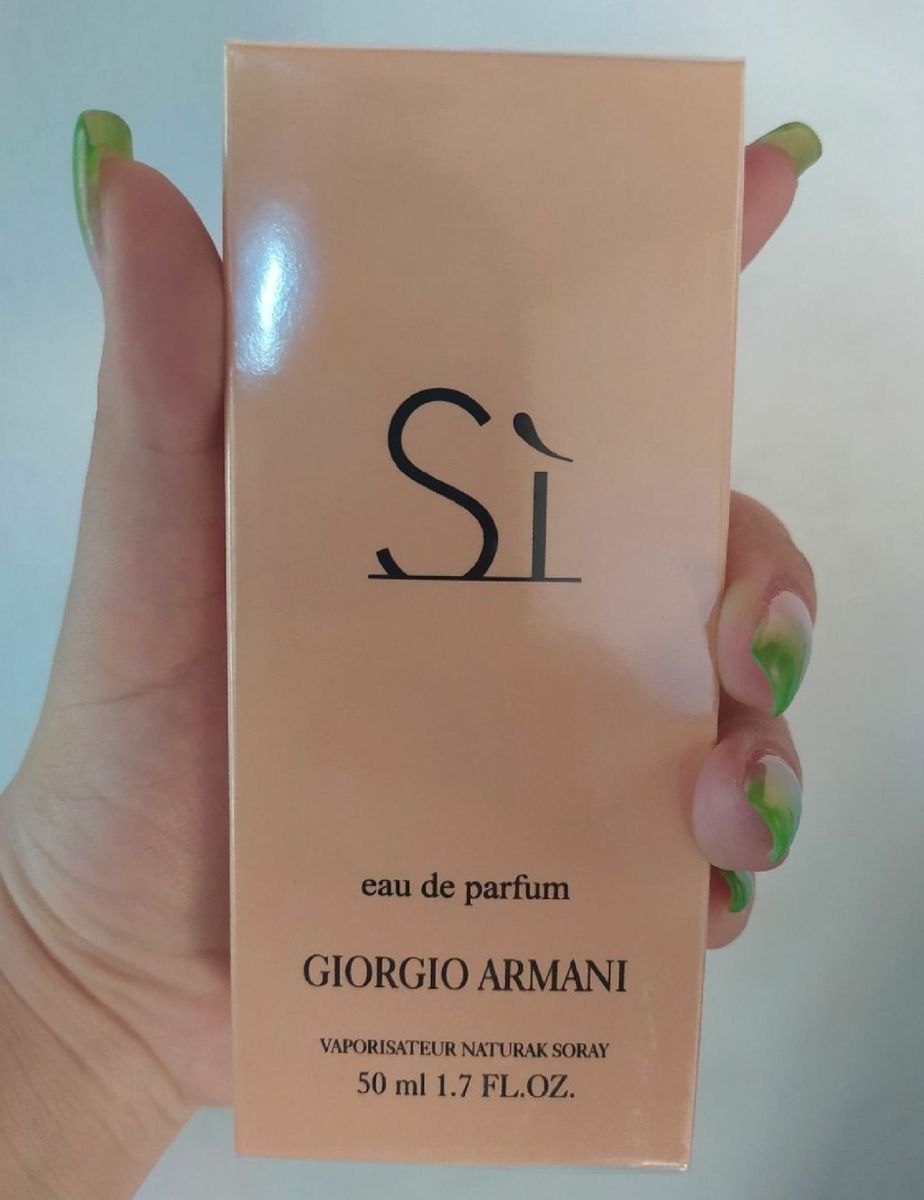 Perfume Si | Perfume Feminino Cristal Store Nunca Usado 47100322 | enjoei