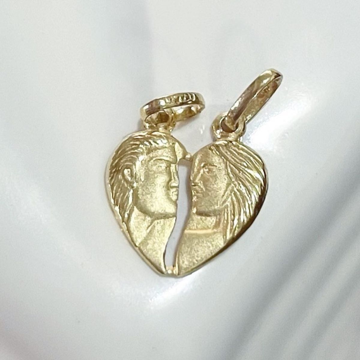 Pingente Cara Metade Ouro 18k | Jóia Feminina Vivara Nunca Usado ...