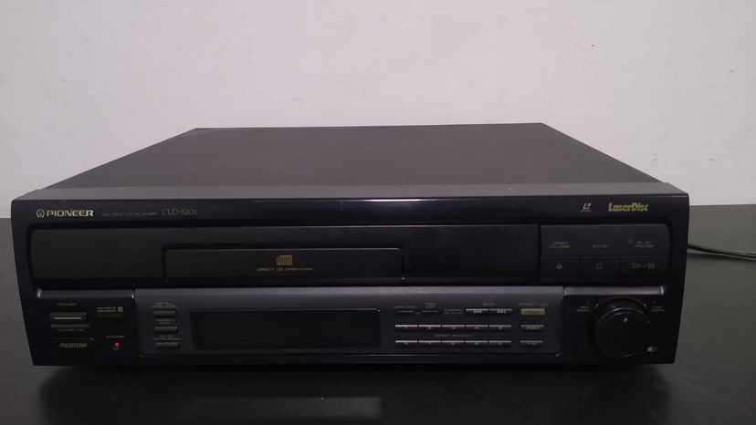 Pioneer Laserdisc Player Cld S201 No Estado | Item de Música Usado 116684078 | enjoei
