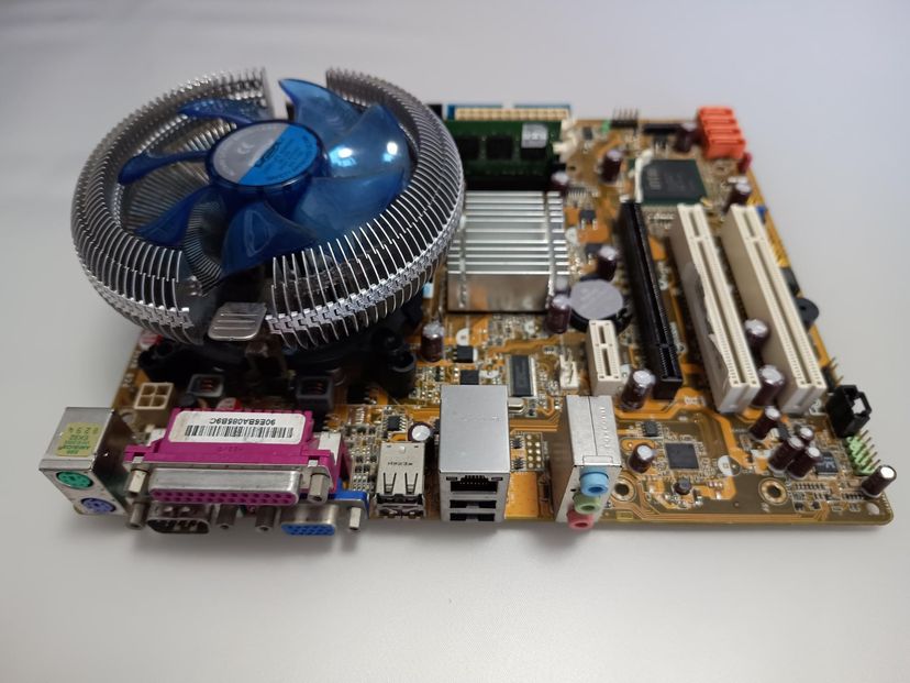 Placa Mãe Micro-atx Intel Modelo N14939 com Processador Core 2 Duo ...
