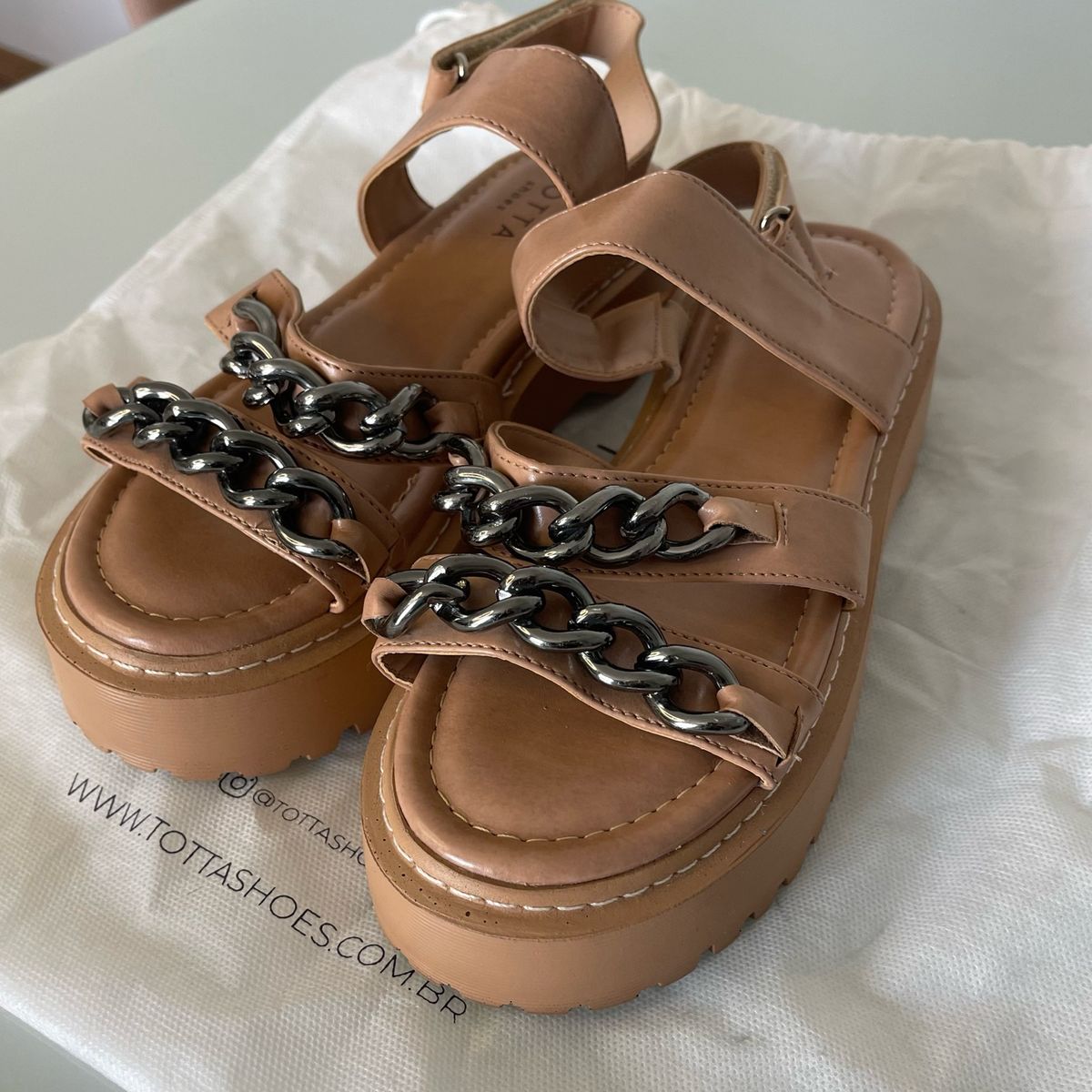 Plataforma Tratorada Nude | Sandália Feminina Totta Shoes Nunca Usado ...