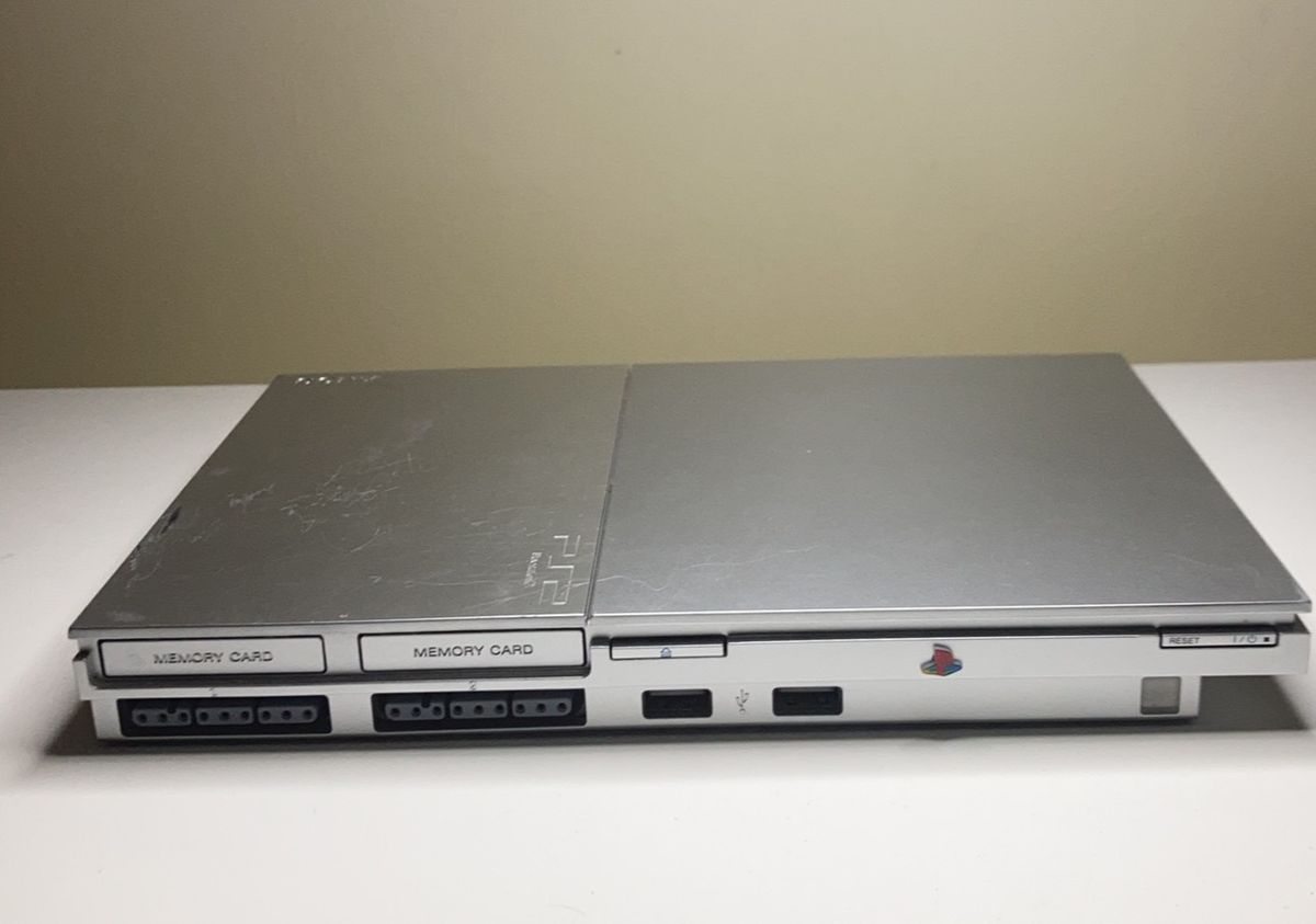 Playstation 2 Prata Raro com Console Slim Ps2 | Console de Videogame ...