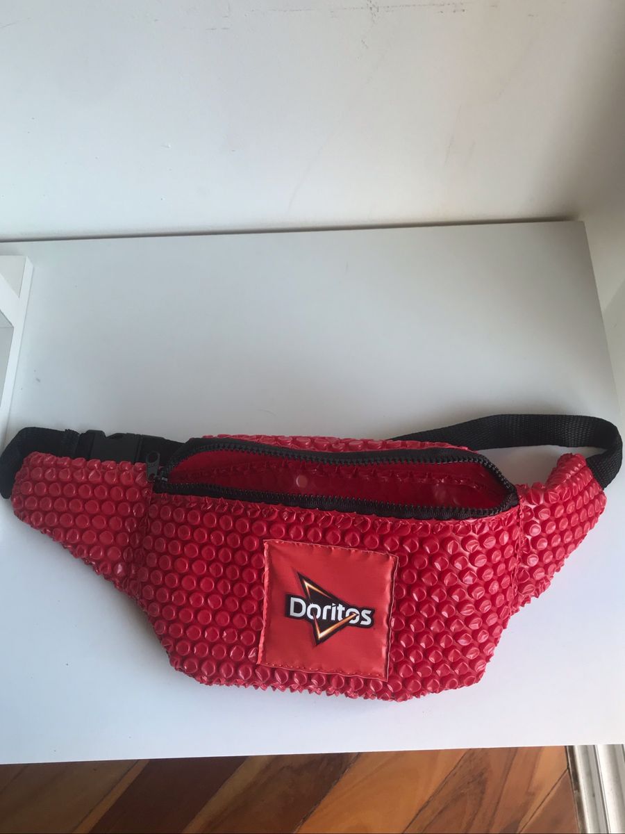 Pochete Lego Doritos Vermelha Incrível Nunca Usada | Produto Feminino ...