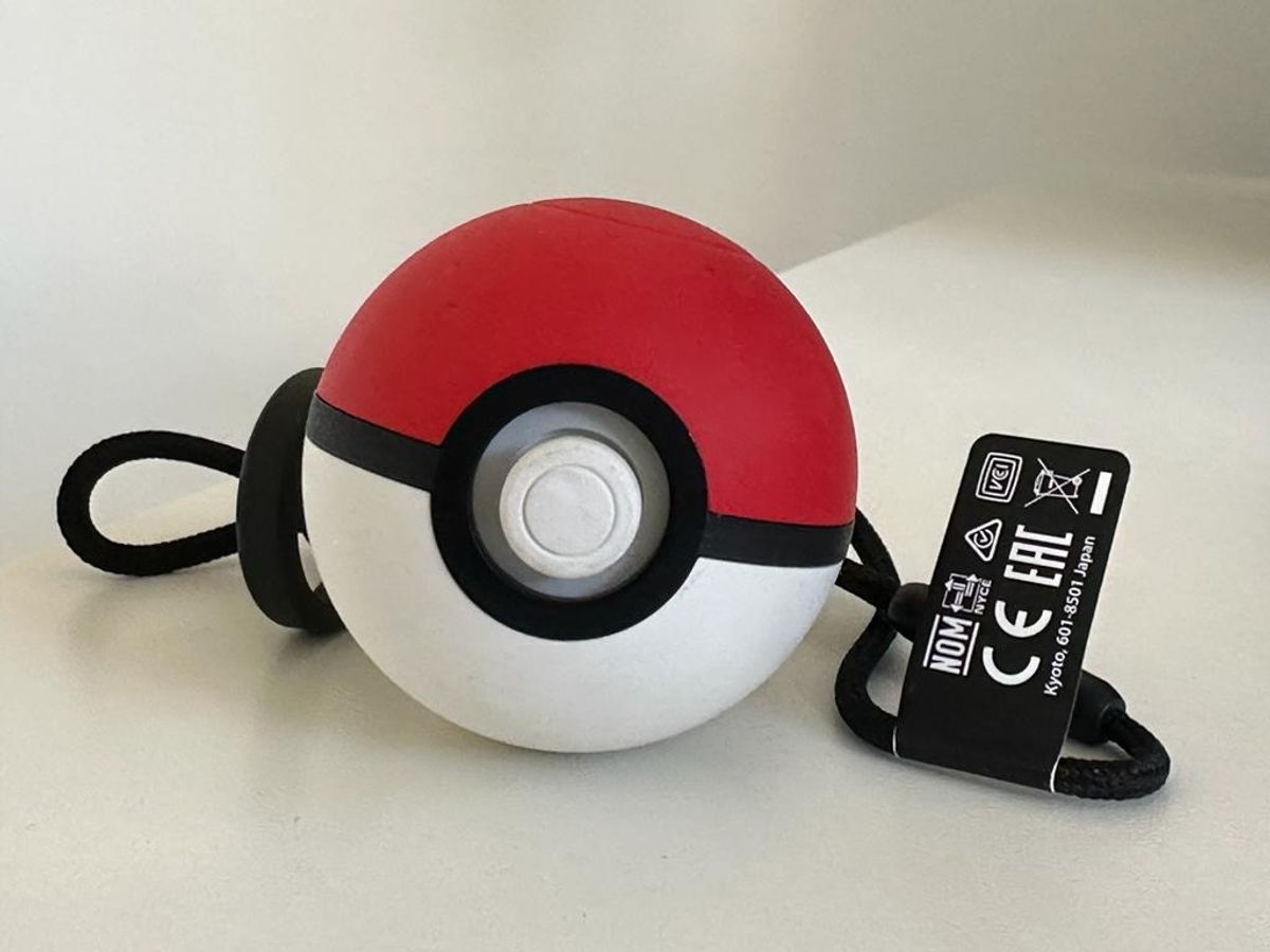 Pokeball Plus - Pokébola Nintendo Switch | Acessório p/ Videogame ...