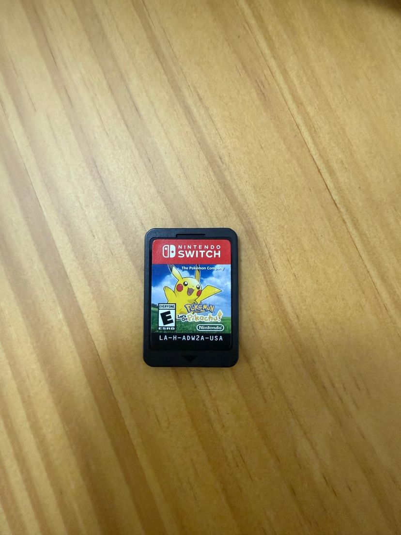 Pokémon: Lets Go, Pikachu! Nintendo Switch | Jogo de Videogame Nintendo ...