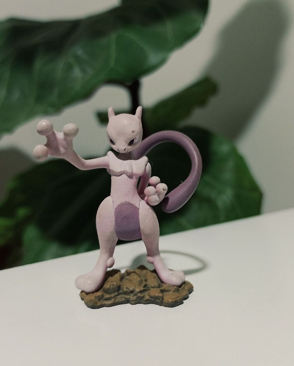 Pokémon Mewtwo Miniatura | Brinquedo Pokémon Usado 80398388 | enjoei