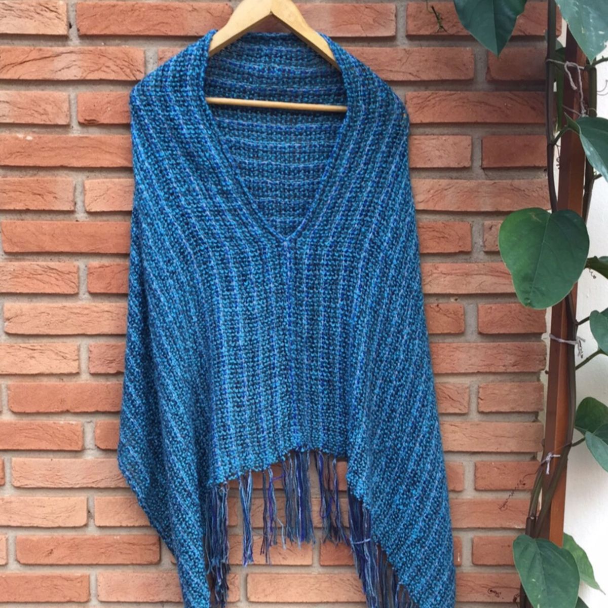 Poncho de Tear Azul | Casaco Feminino Artesanato Usado 18101302 | enjoei